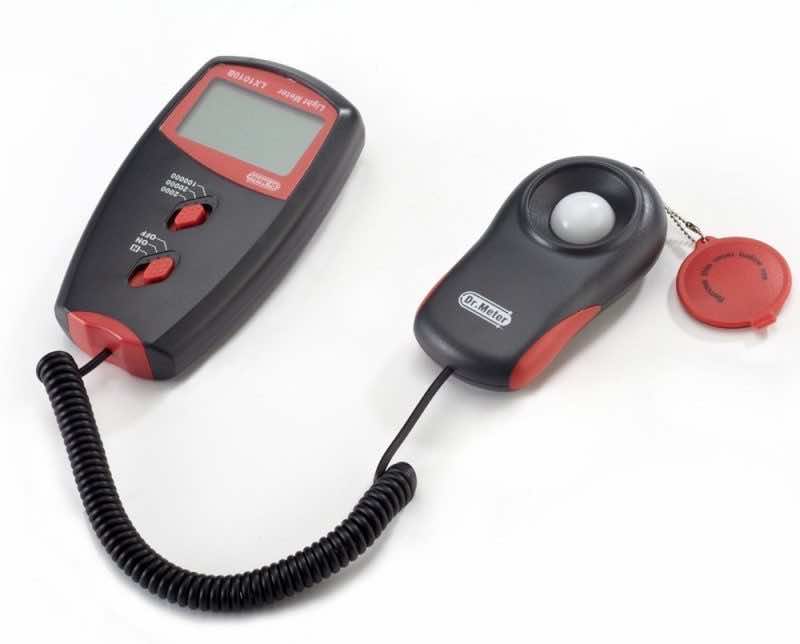 10 Best Digital Light Meters