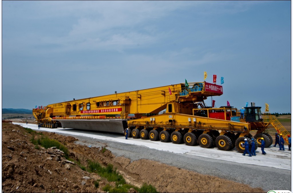 This Monster Sized Robot Is Building Bridges In China. This
