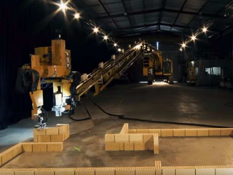 Watch This One-Armed Robotic Civil Engineer Construct A Hous