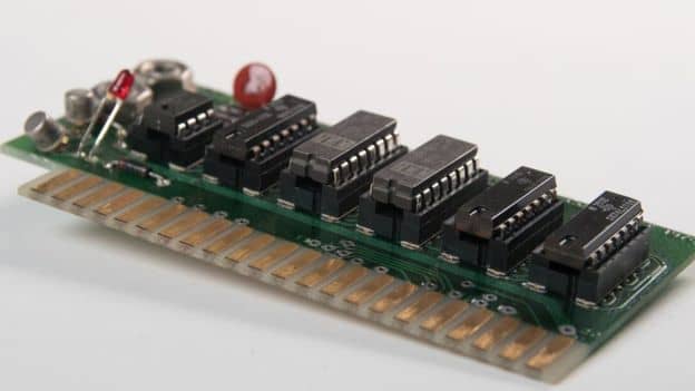 Apple I - The First Ever Apple Computer Sold For $815,000