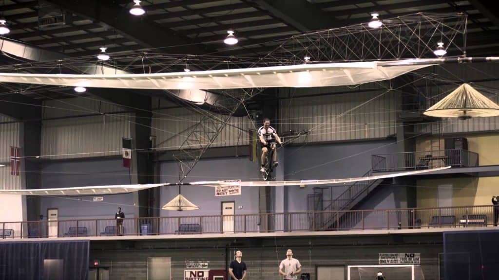 The First Ever Human Powered Helicopter Hovers For 64 Second