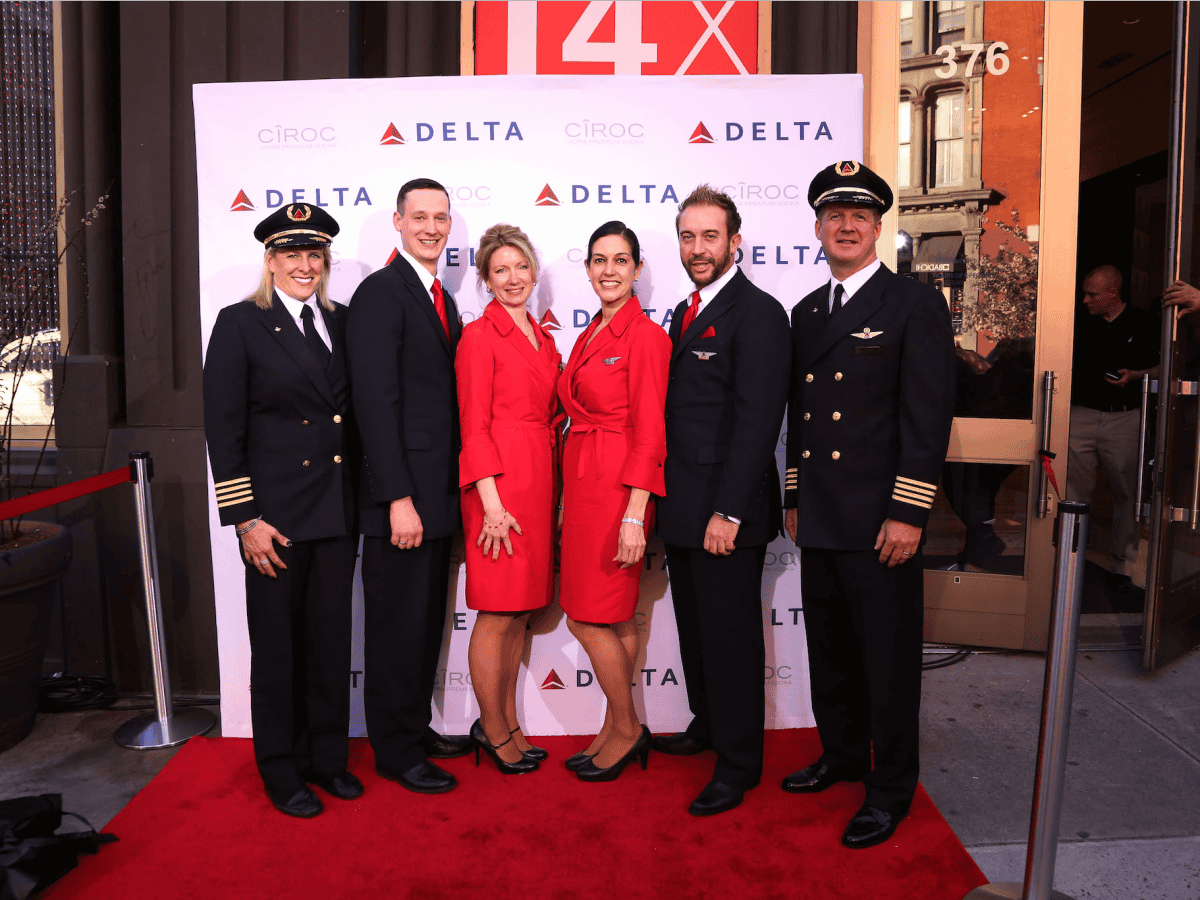 Pilot Reveals The Meaning Behind 10 Common Airline Code Word