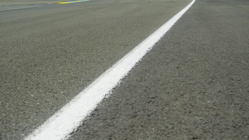 Here Is the Reason Behind Different Colored Road Lines