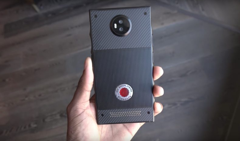 Hydrogen One Is The World's First Holographic Smartphone