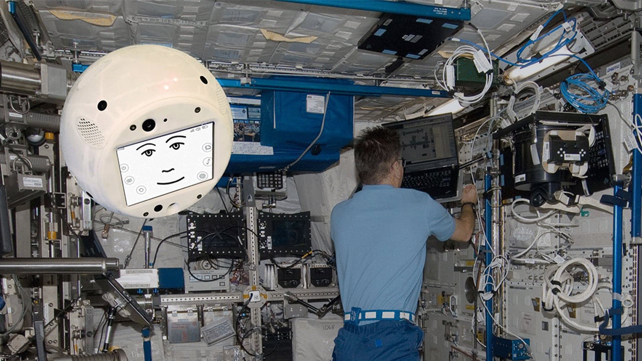 CIMON The Robot Makes Its Debut At ISS And Tells Astronauts