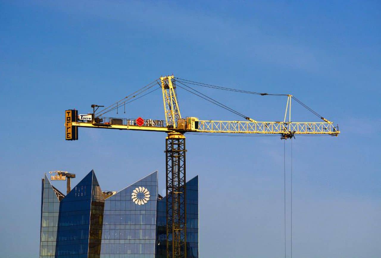 Watch These Two Hackers Hack Construction Machines At A Work