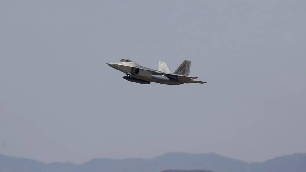 US Airforce F-22 Stealth Fighter Jets Intercept Russian Bomb