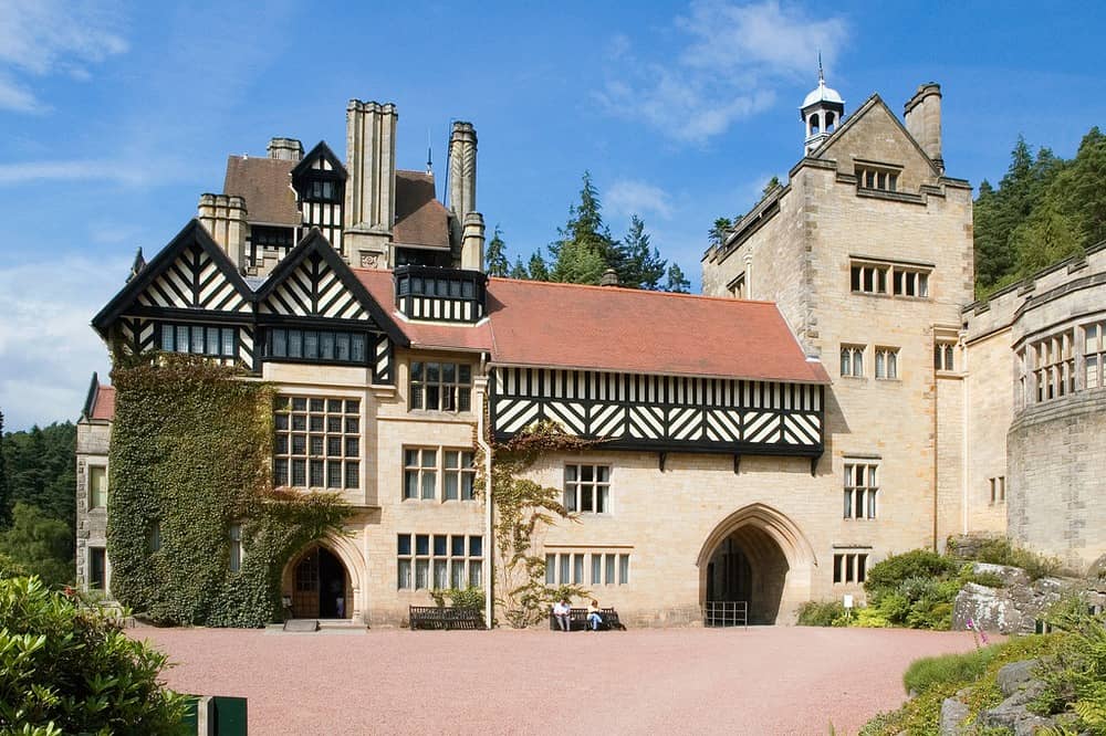 Take A Tour Of Cragside - World’s First House That Had Ele