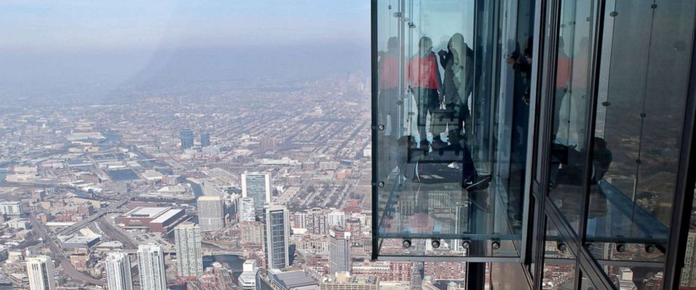 The Glass SkyDeck Ledge Of The Willis Tower Cracked With Vis