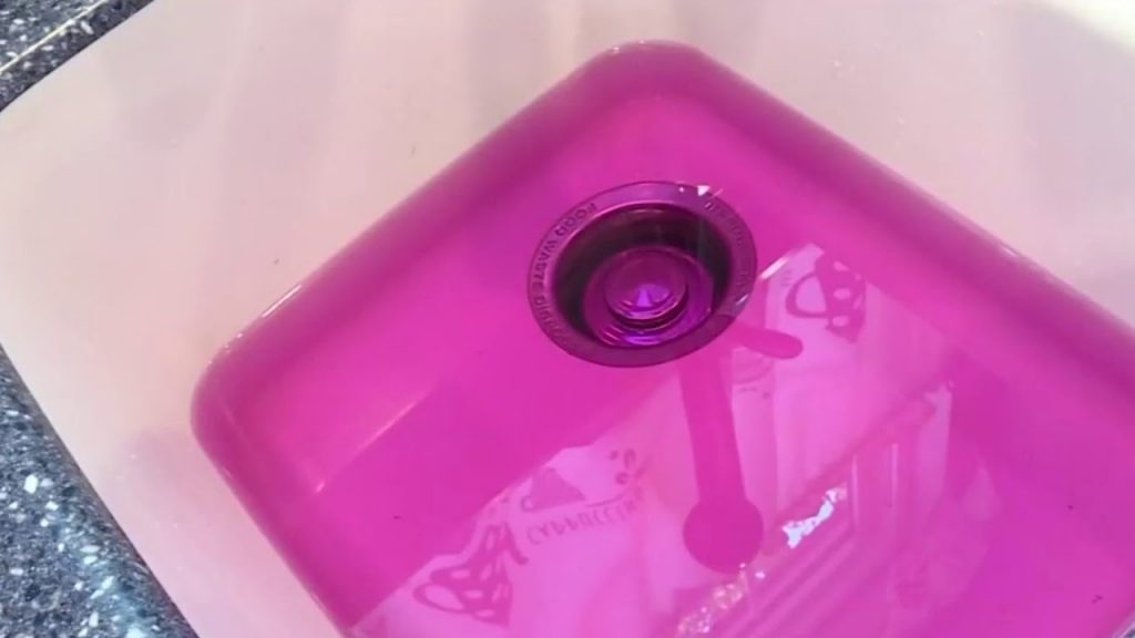 Residents Of This Small Town In Ohio Woke Up To Pink Water I