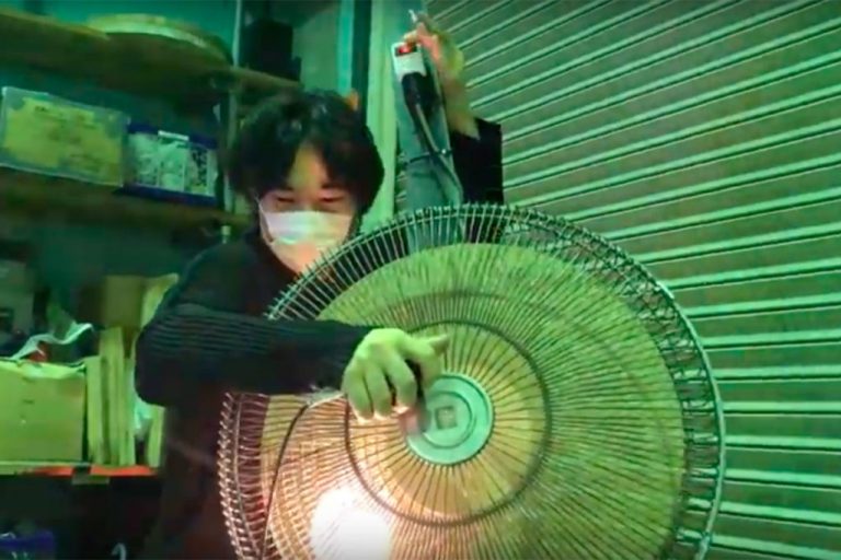 Watch This Guy Create A Bass Instrument Using A Simple Fan