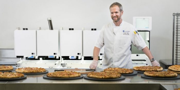 New Pizza Making Robot That Can Make 300 Pizzas An Hour Serv