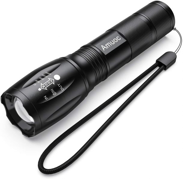 10 Best Pocket Flashlights You Can Buy in Holiday 2020