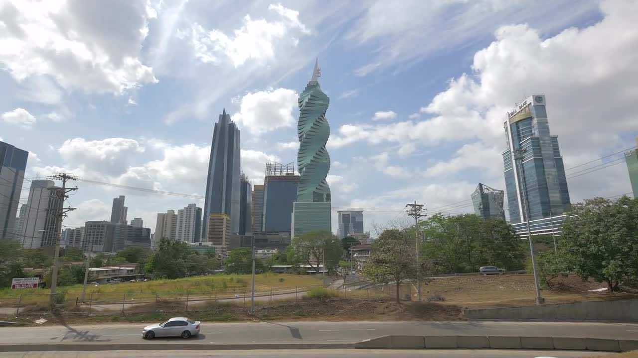 Meet Panama's Spiraling Tower: F&F Tower