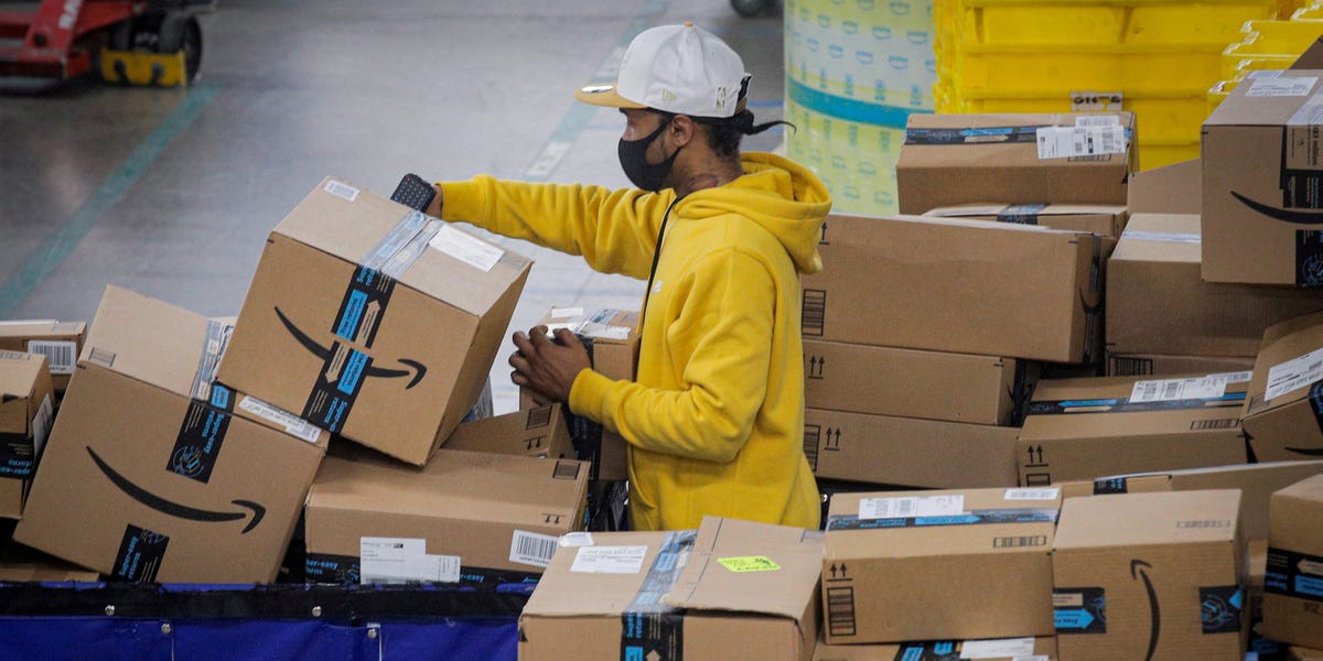 Amazon Is Offering To Cover All College Tuition Fees For Hou