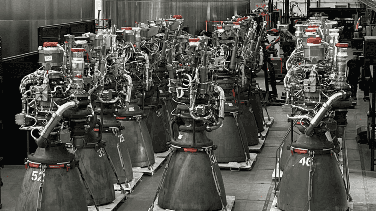 Watch Elon Musk Explain How SpaceX's Raptor Engine Works