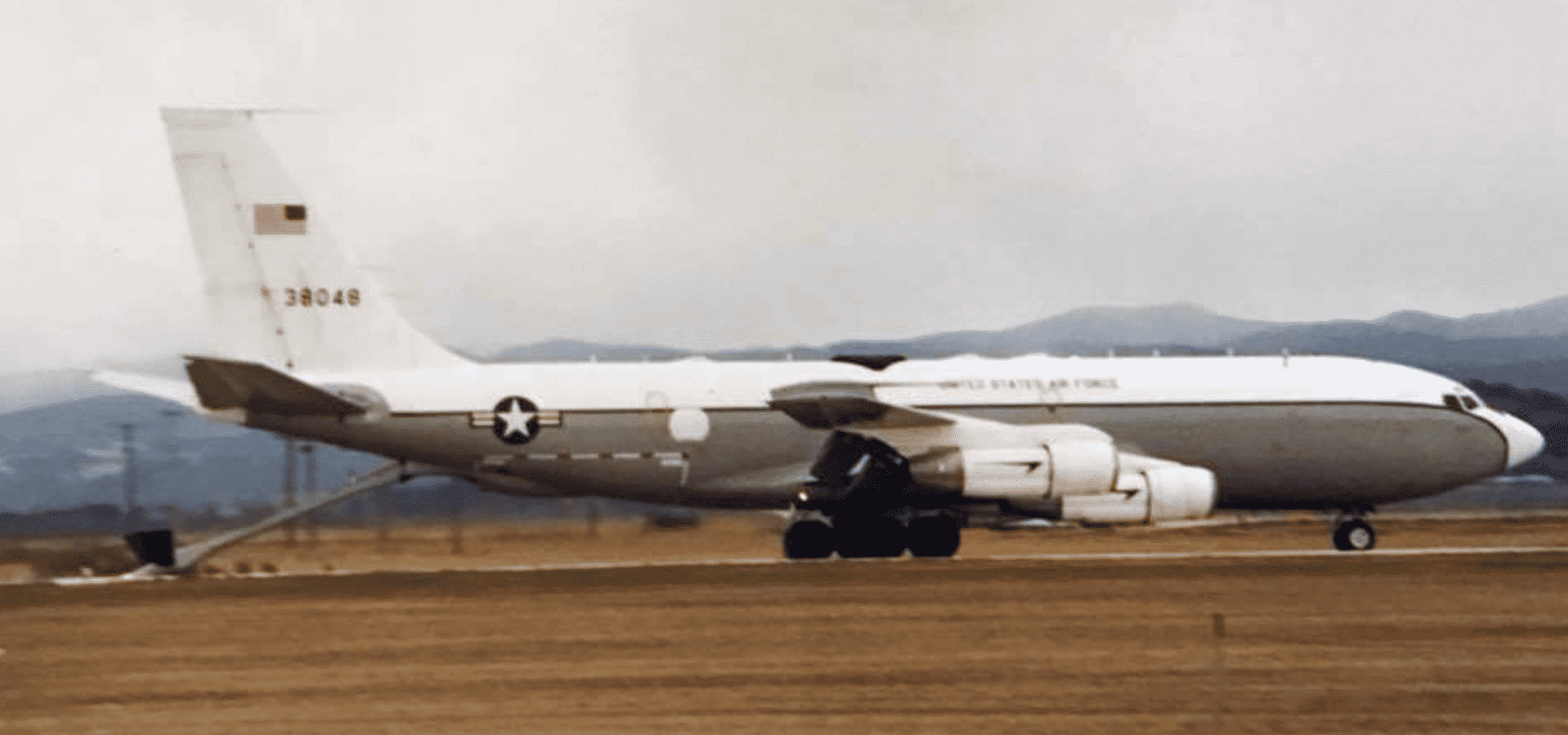 Watch A KC-46 Tanker Make An Emergency Landing With Its Refu