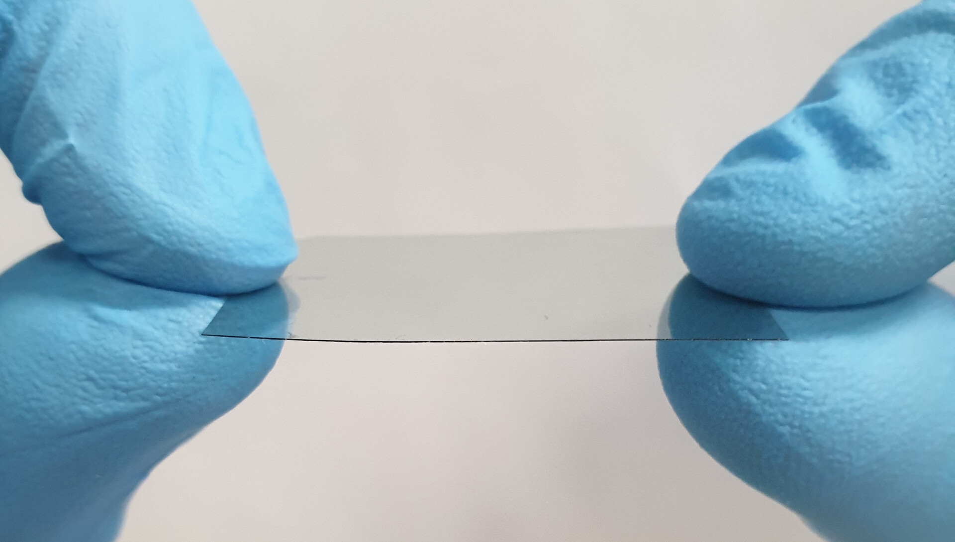 This New Gold-Based Transparent Coating Will End Glasses Fog