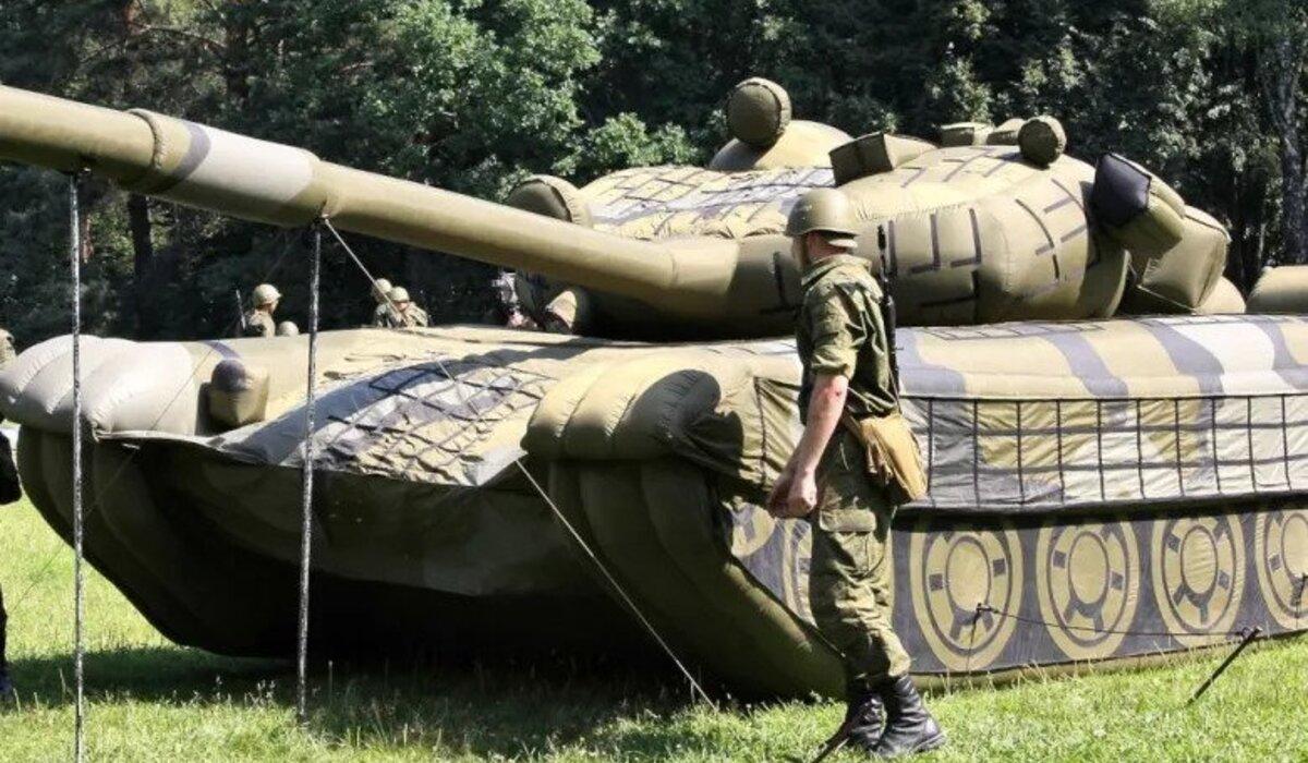 Russia Has Been Accused Of Using Inflatable Tanks On The Bat