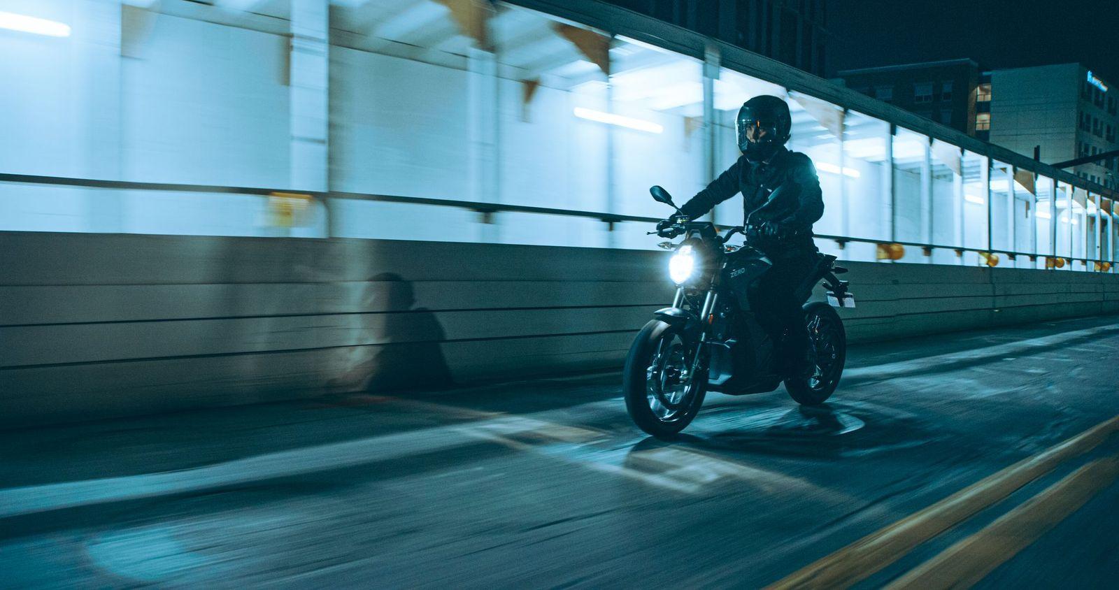 This New Motorcycle Can Drive 600 Miles On Just $15 Of Energ