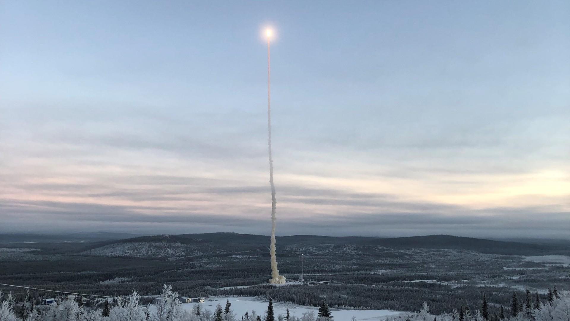 Swedish Scientists Accidentally Launch Rocket Into Norway, T