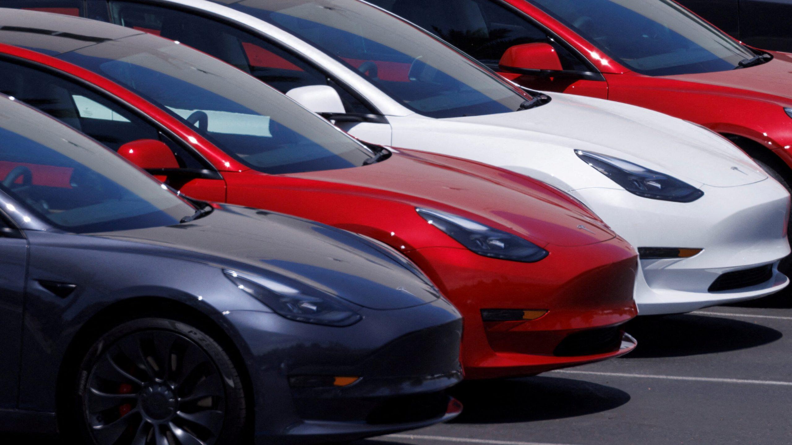 Tesla Has Dropped 50 Places On The List Of The Most Reputabl