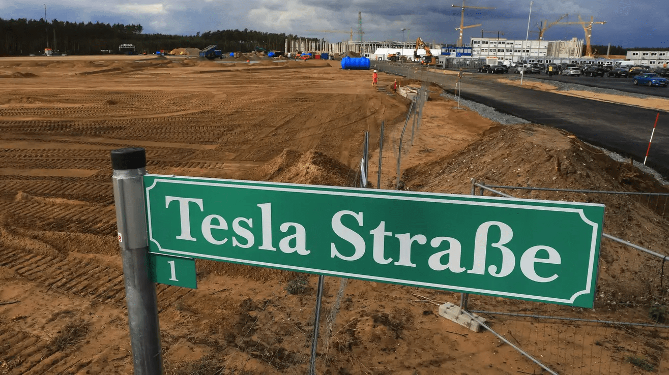 A Whistleblower Just Dropped 100 Gigabytes Of Tesla Secrets