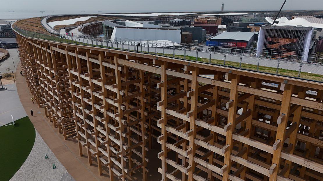 The World's Largest Wooden Structure Goes Round In Circles F