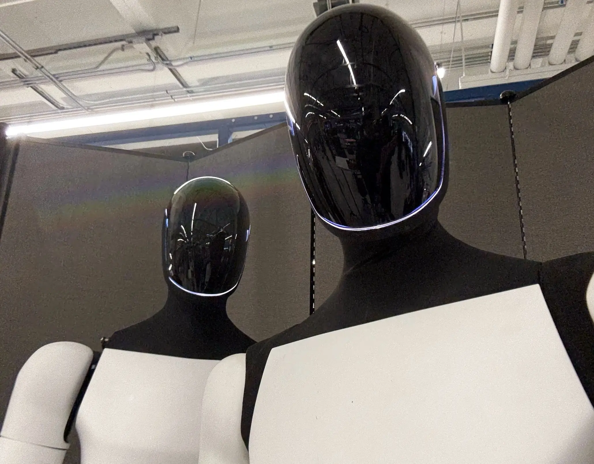 Tesla Posts Optimus’ Most Impressive Video Demonstration Y