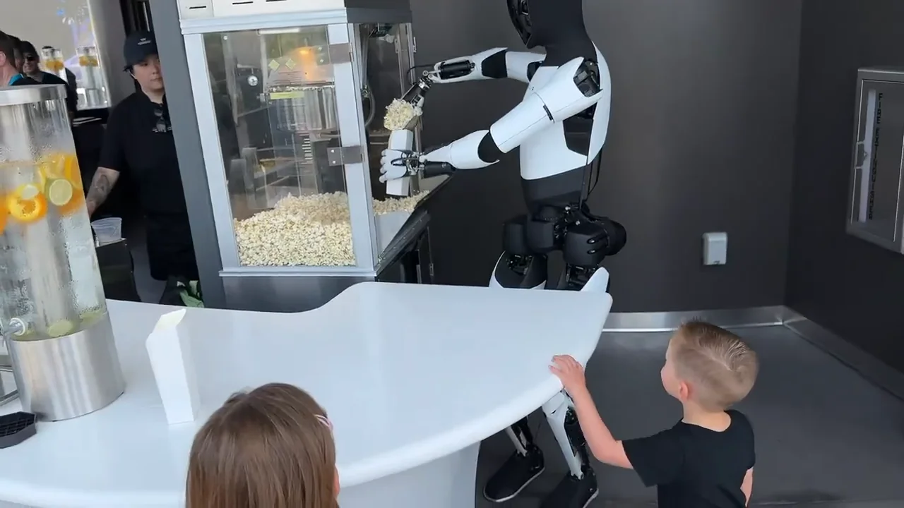 Tesla Teleoperated Robot Failed While Serving Popcorn On Fir